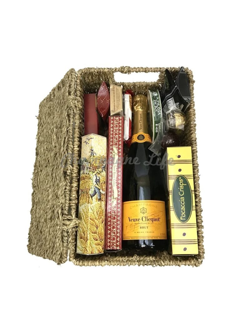 Gourmet Champagne Hamper | Champagne Life Gifts